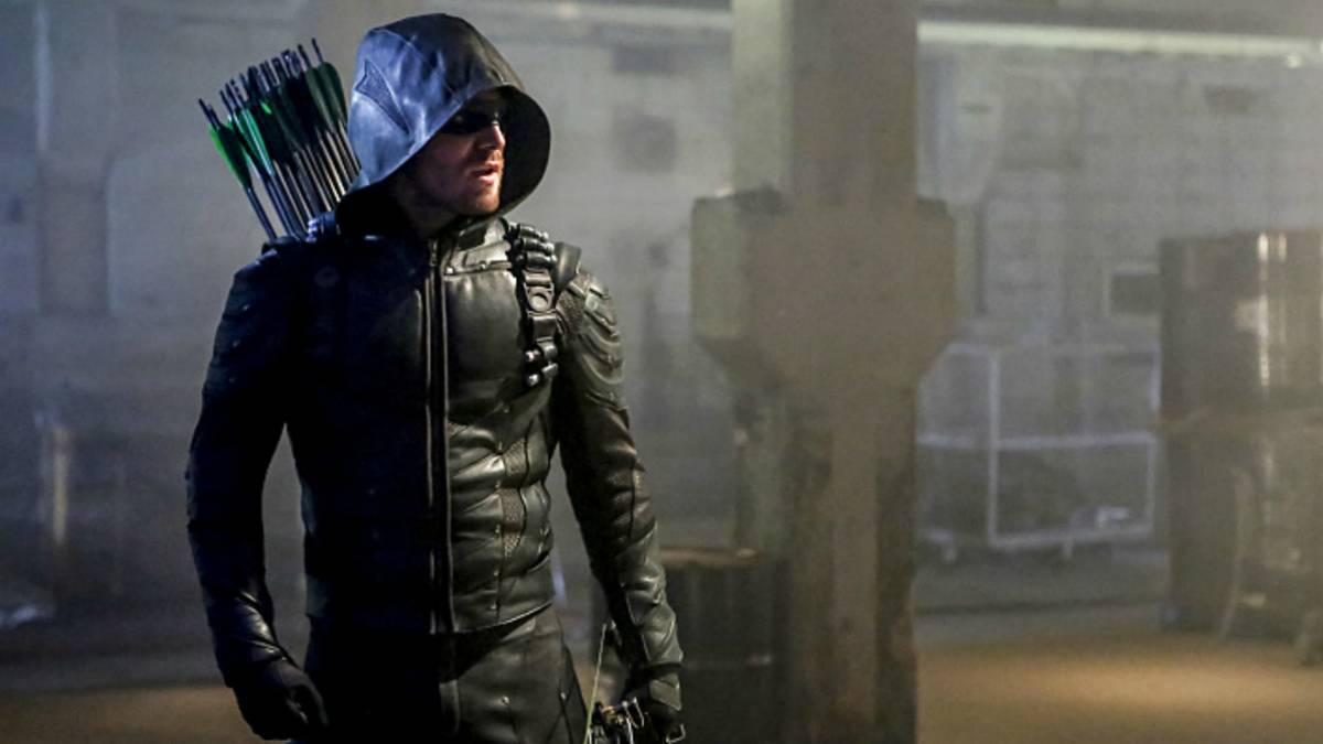 A New Team Rises in Arrow's S5 Premiere Synopsis