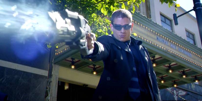 Captain Cold's Heroic Arrowverse Identity, Explained