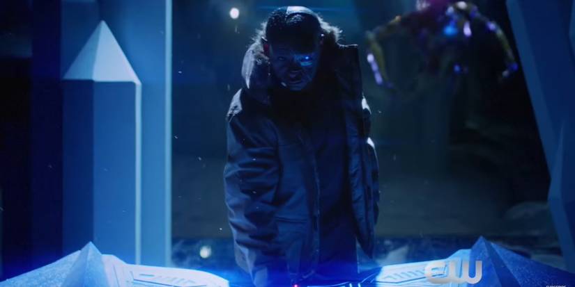 Arrowverse: The 10 Most Shocking Plot Twists