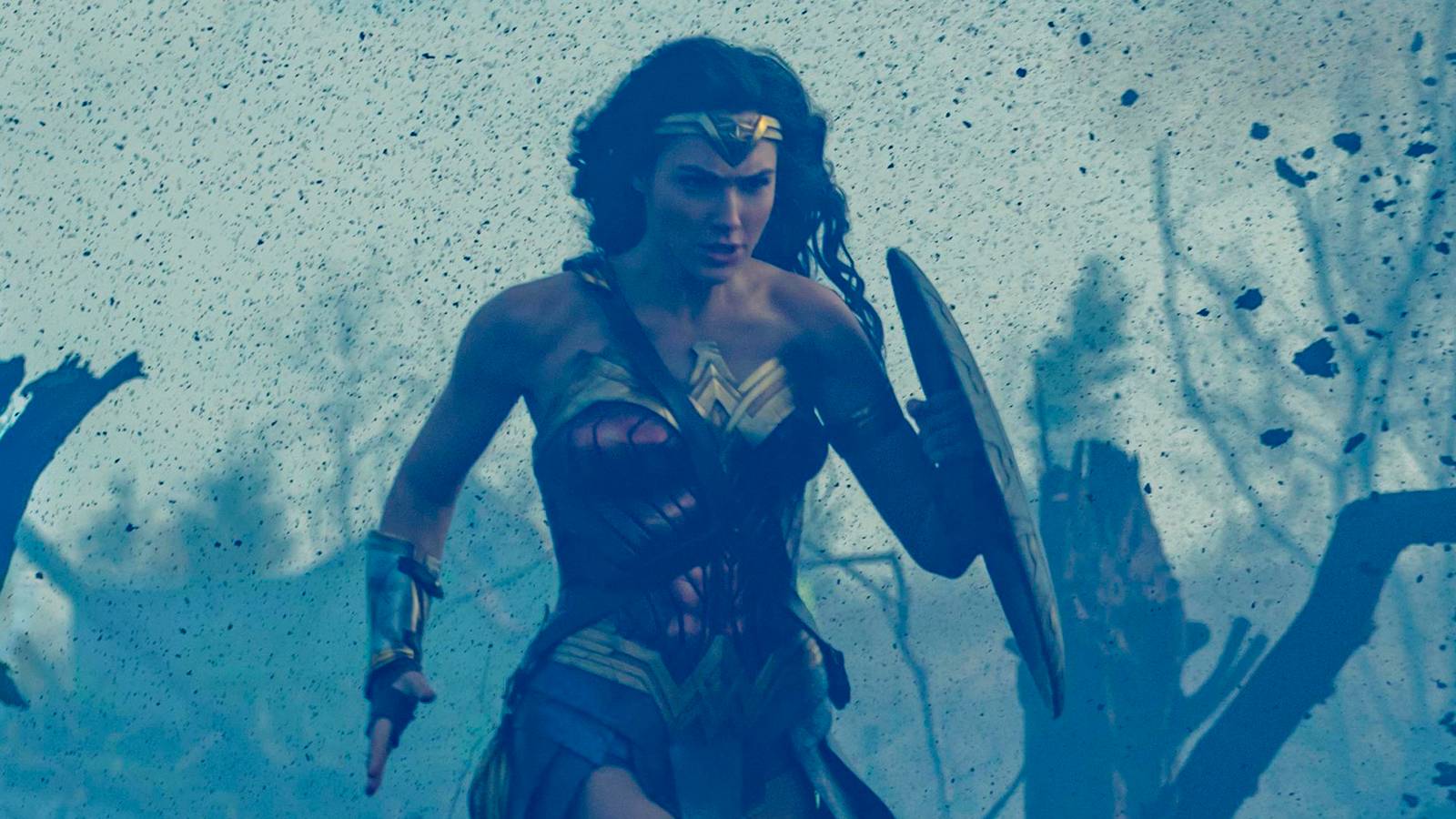Wonder Woman Director Discusses Diana's Motivation, WWI Setting