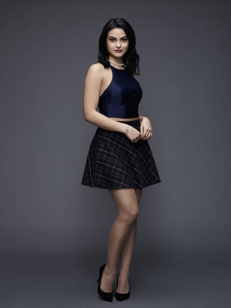 Riverdale: Archie, Veronica & More Step Out in New Character Portraits