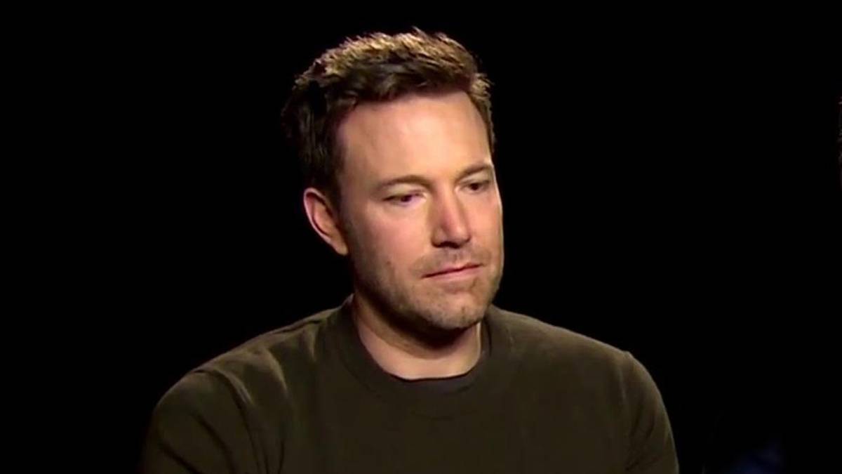Batman v Superman 'Sad Affleck' Meme Gets a Cheerful Rework