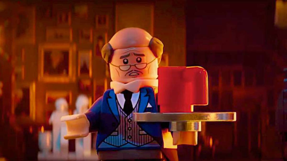 LEGO Batman's Ralph Fiennes Wants to Play Alfred in Matt Reeves' Film
