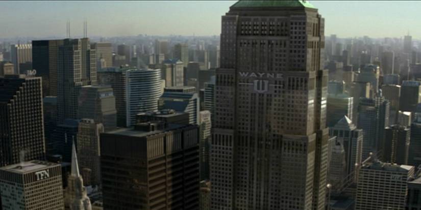 Gotham Hot Spots: Batman's 15 Most Important Places