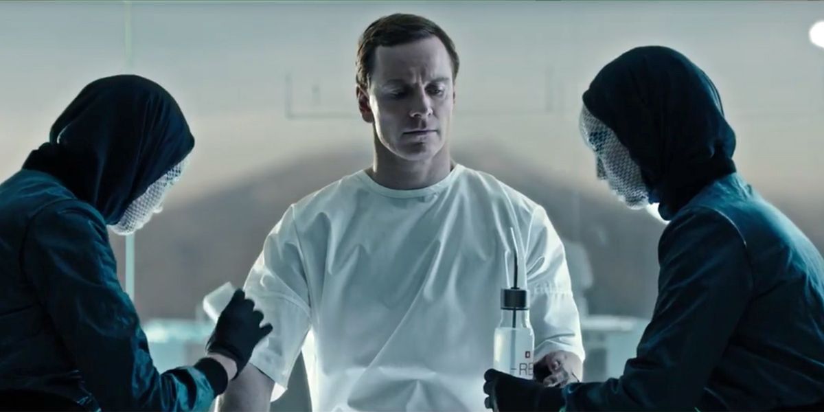 Alien: Covenant: Michael Fassbender's Walter Is Born in New Clip