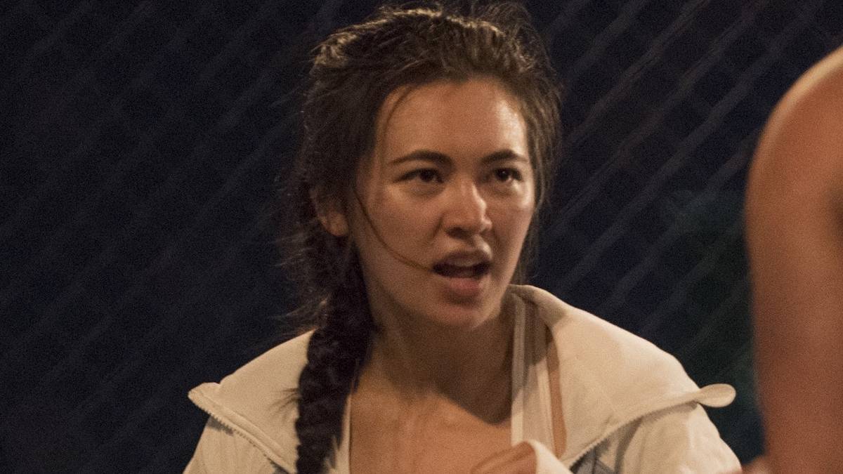New Iron Fist S2 Images Feature Colleen Wing, Davos