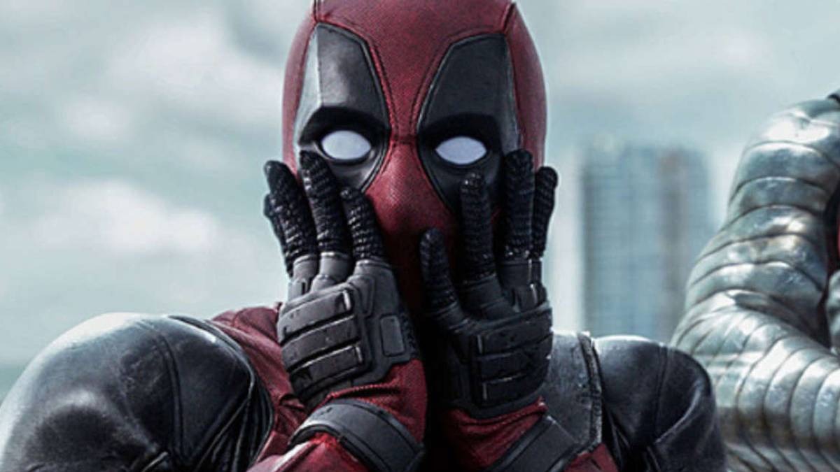 Deadpool Roasts Wolverine, Colossus With 10-Year Challenge Photos