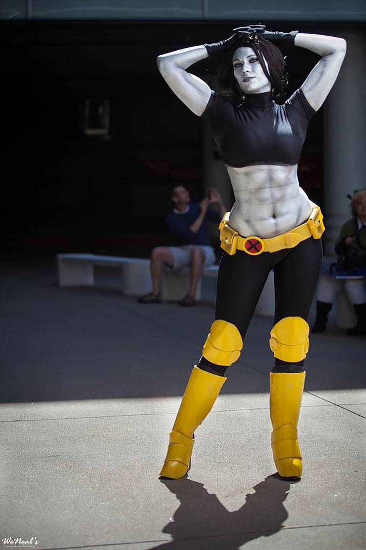 Genderswapped X-Men Cosplays