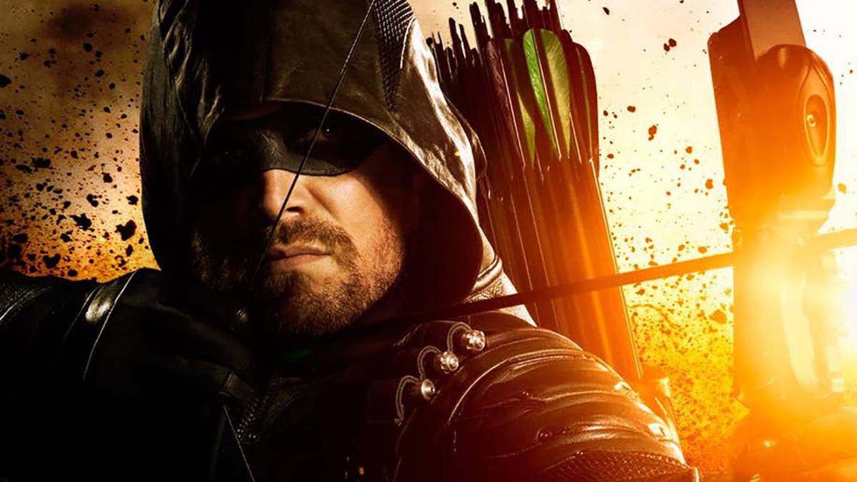 Arrow: Oliver Reveals His Secret Identity on Live Television