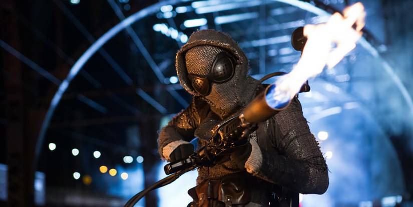 20 Gotham Costumes, Ranked