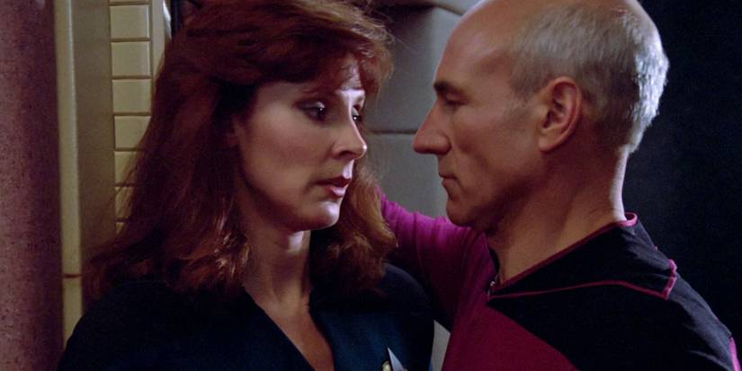 Star Trek: Beverly Crusher and Jean-Luc Picard Got Married (in an ...