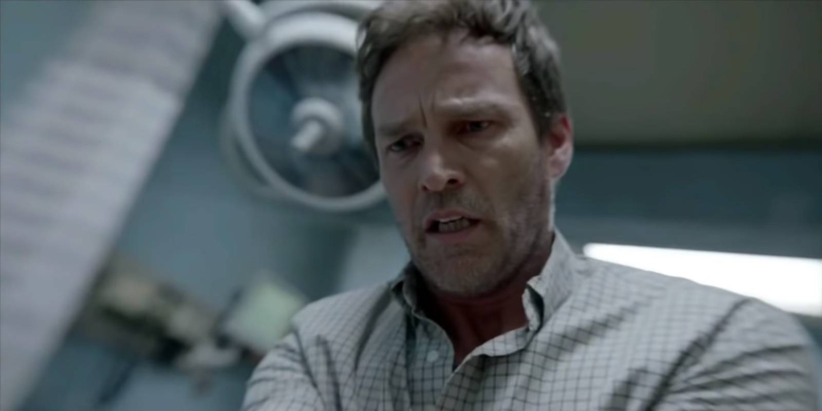 EXCLUSIVE: The Gifted Clip Reveals How Reed's Powers Work