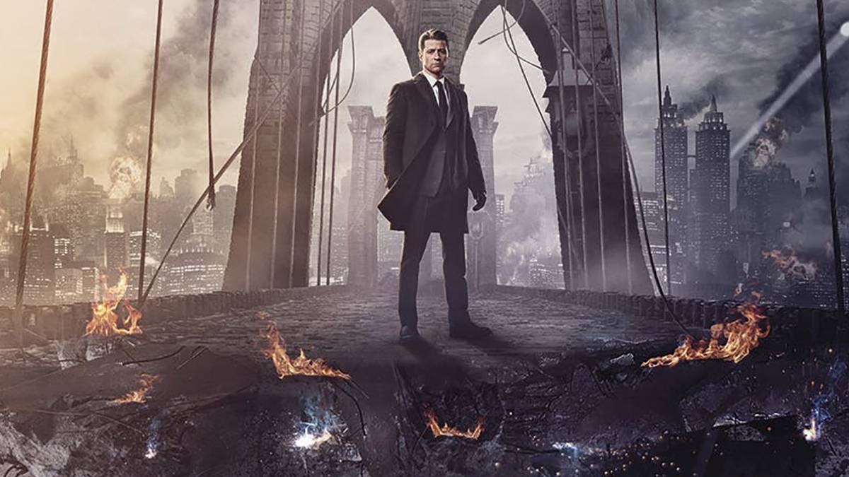 20 Gotham Costumes, Ranked