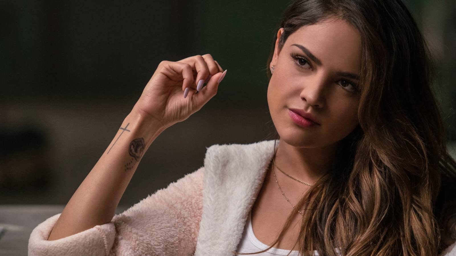 Baby Driver S Eiza González Boards Hobbs And Shaw