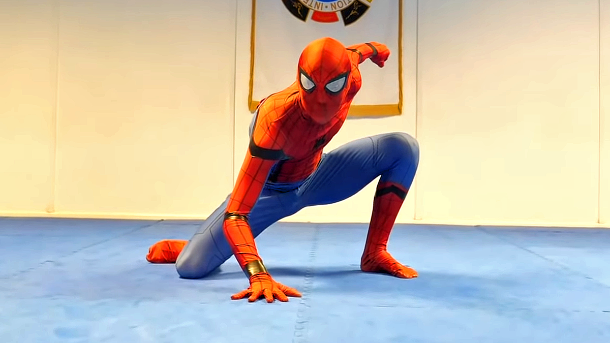 Real-Life Spider-Man Shows Off Acrobat Skills