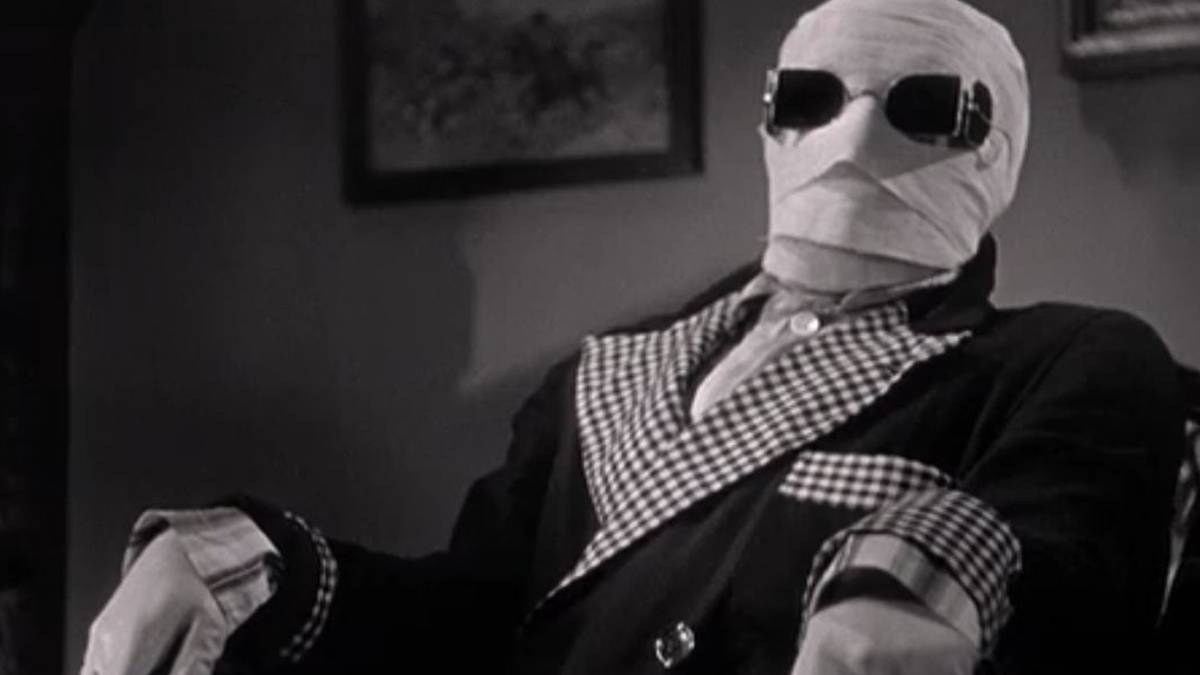 Invisible Man: Elisabeth Moss Teases Possibility of Gender-Swapped Lead