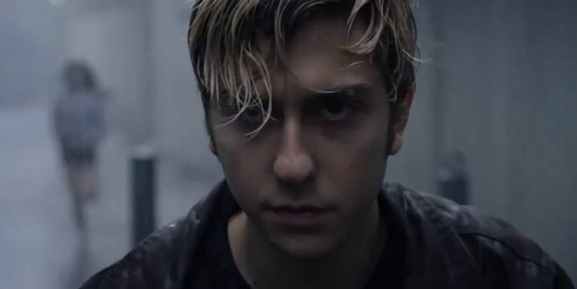 Death Note: 10 Weird Differences Between The Anime And The 2017 Netflix ...