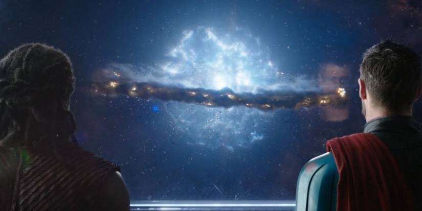 Thor: 10 Big Differences Between Asgard in The MCU And The Comics