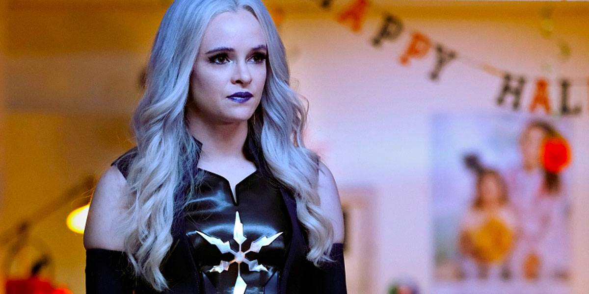 The Flash: Killer Frost Shows Off Her New Look in Halloween Episode Pics