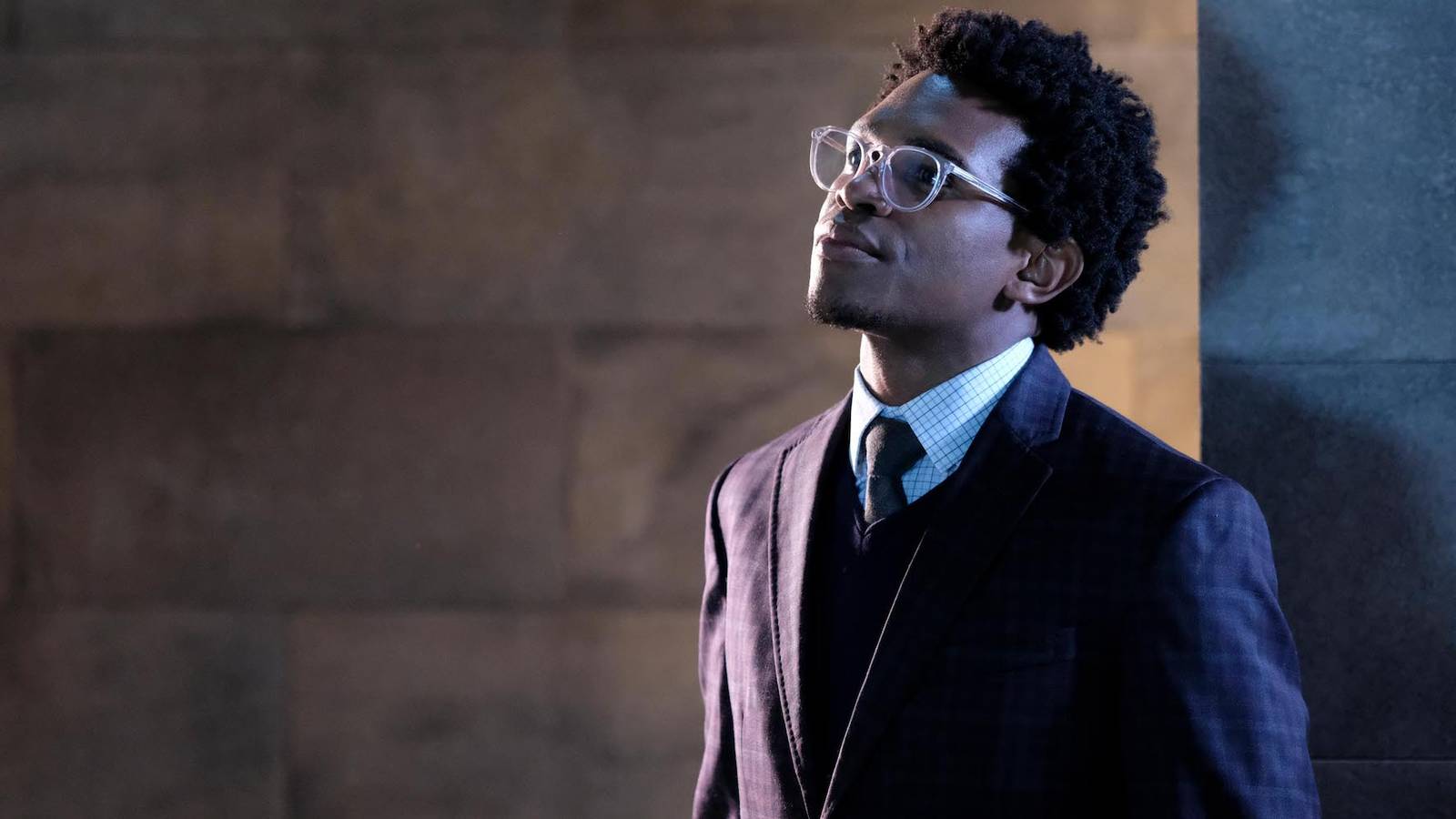 Batwoman Co-Star Camrus Johnson Discusses Playing Luke Fox