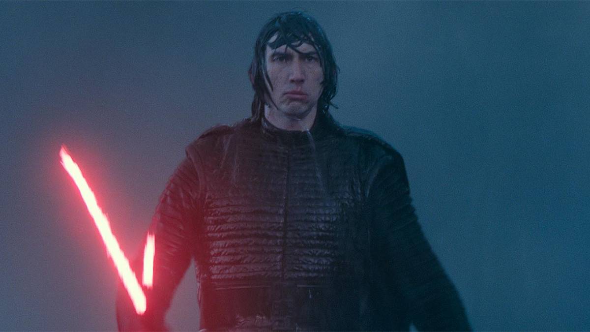 Star Wars: Rise of Skywalker Clip Shows Off Adam Driver's Stunt Work