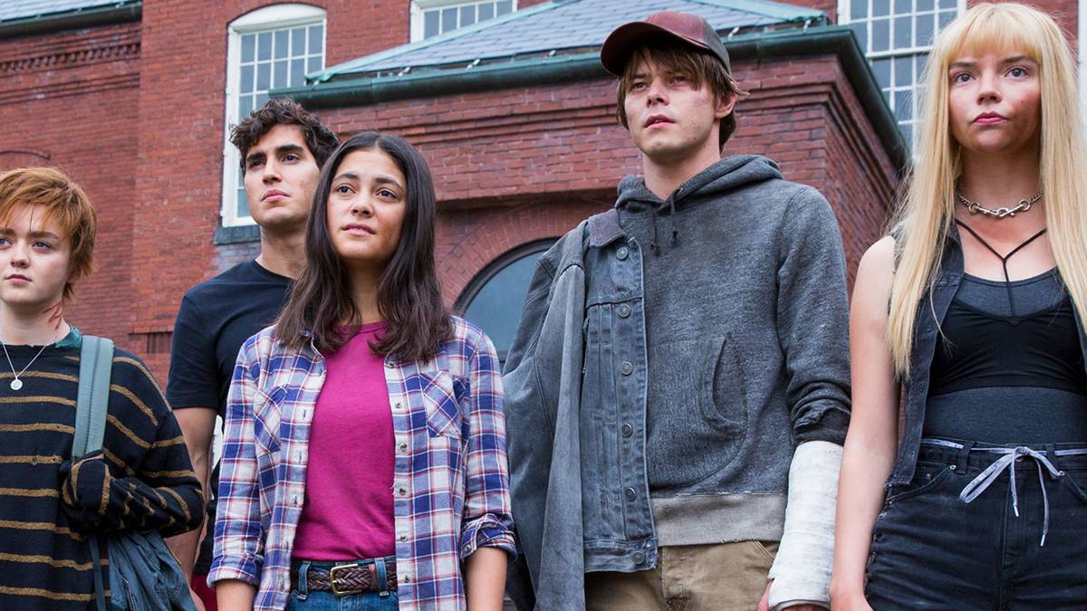 The New Mutants Group Photos Assemble the Team