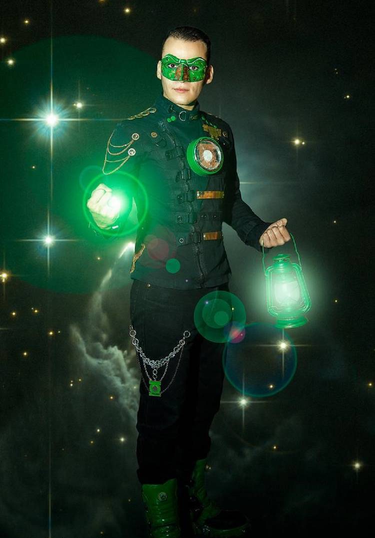 10 Awesome Green Lantern Cosplay Every DC Fan Needs To See