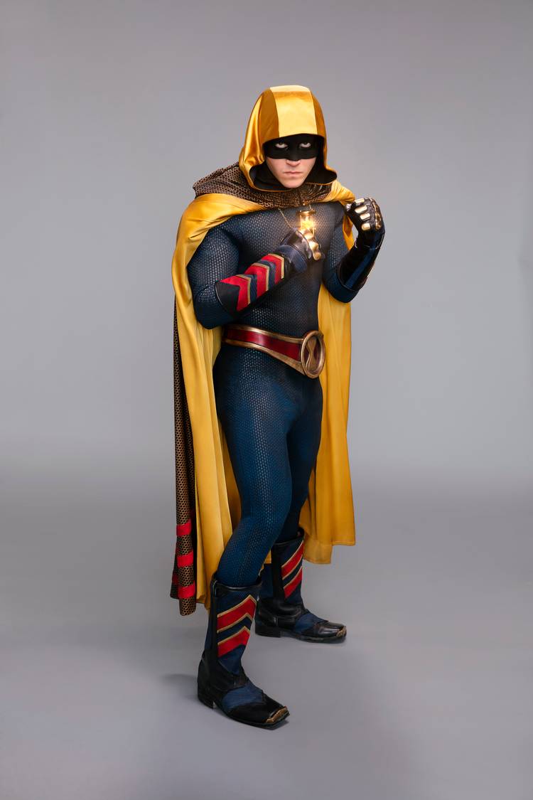 Stargirl Cast Photos Offer Detailed Look at Their Super Costumes