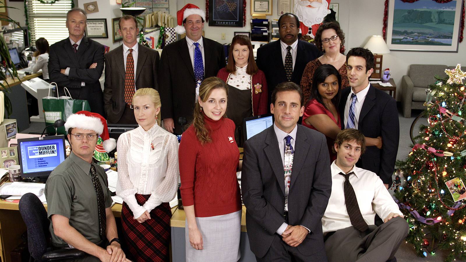 What Happened to Dunder Mifflin? The Office's 85% RT Spinoff Officially ...