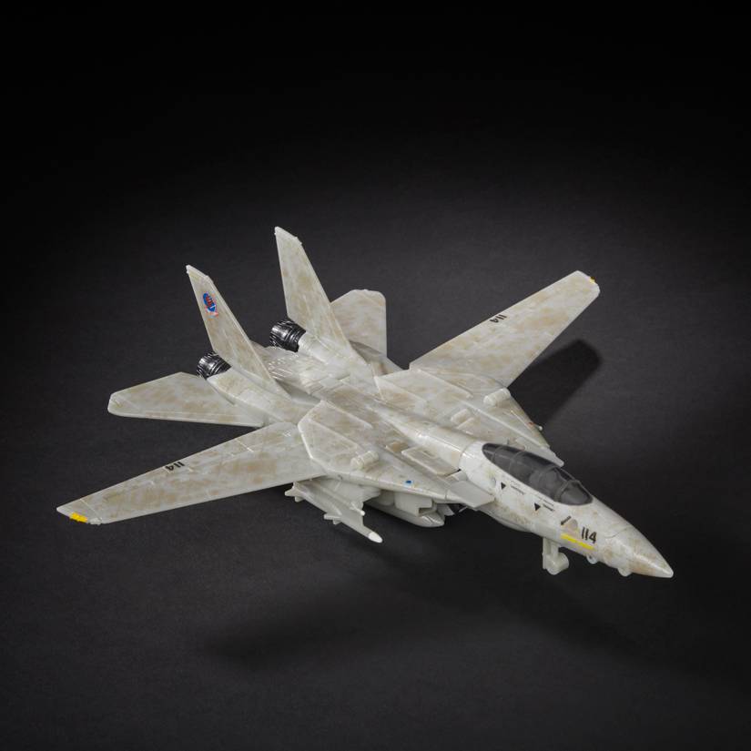 Hasbro Unites Transformers and Top Gun for an All-New Maverick
