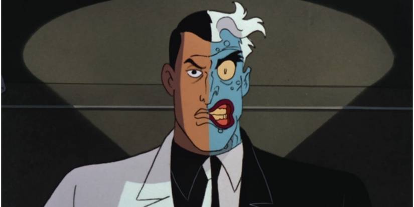 Marvel Theory: Hulk Will Become an MCU Version of Batman Villain Two-Face