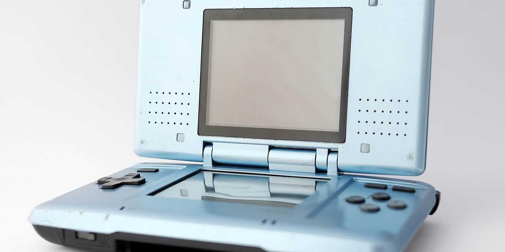 Console Wars: Nintendo DS vs. PlayStation Portable