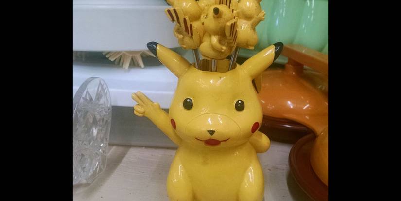10 Bootleg Pokémon Products That Barely Resemble The Franchise