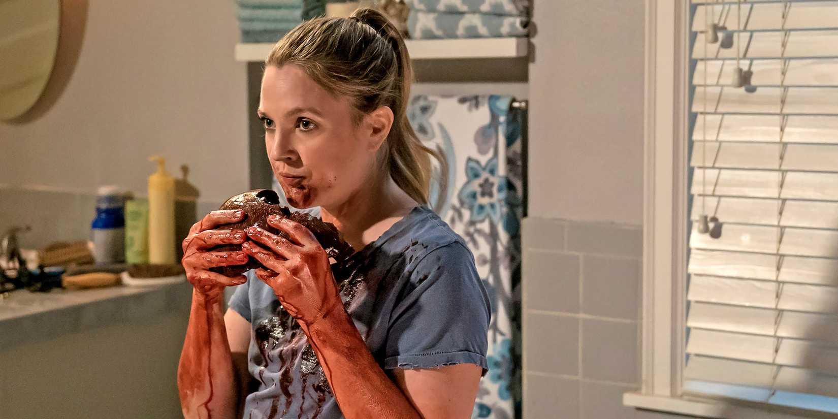 Santa Clarita Diet: Timothy Olyphant & Drew Barrymore Remain Horror's ...