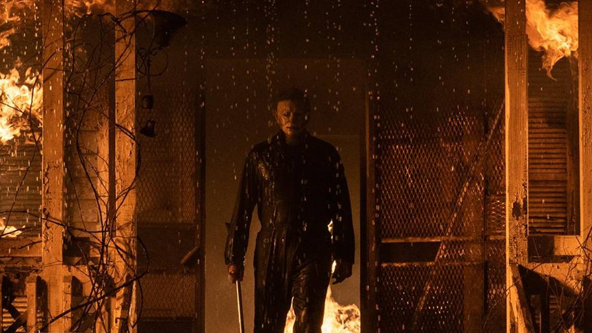 Halloween Kills Michael Myers Watches World Burn