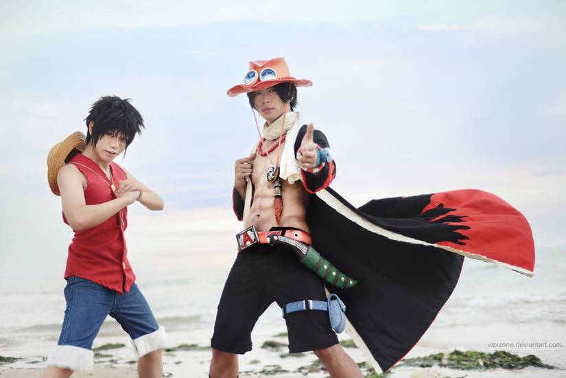 One Piece: 10 Awesome Luffy Cosplays To Take The High Seas