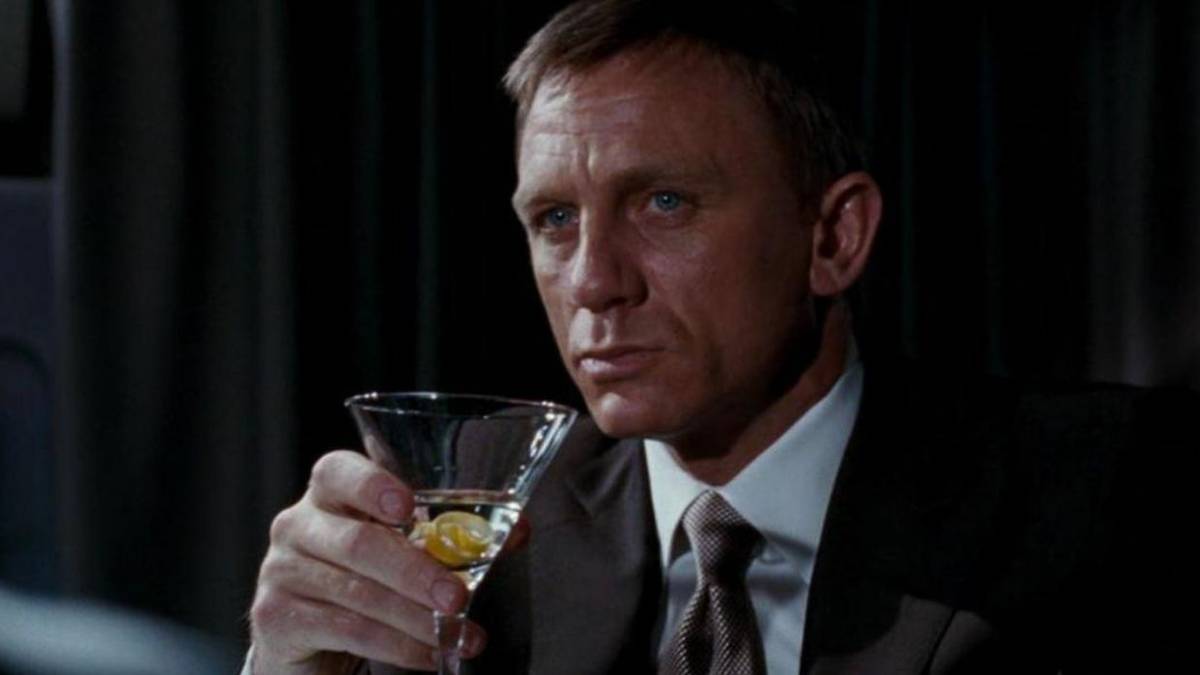 James Bond's Daniel Craig Shares Heartfelt Goodbye on Final Day Filming ...