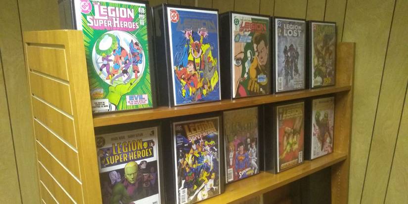 No White Boxes: 10 Best Ways To Store Your Comic Collection