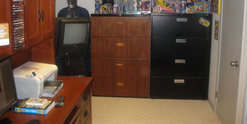 No White Boxes: 10 Best Ways To Store Your Comic Collection