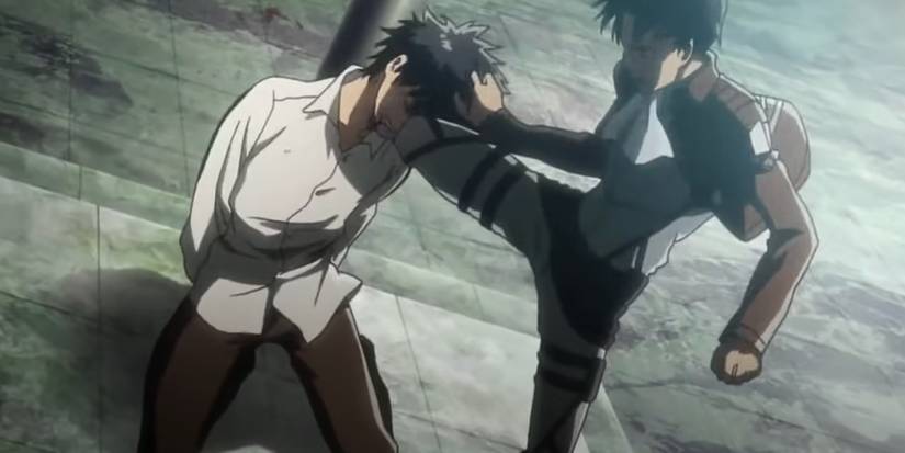 Attack On Titan: 5 Ways Mikasa Helped Eren (& 5 She Held Him Back)