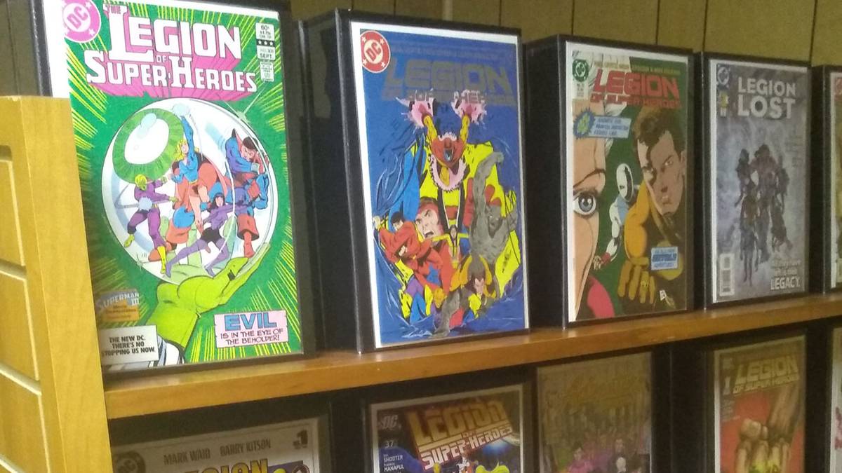 No White Boxes: 10 Best Ways To Store Your Comic Collection