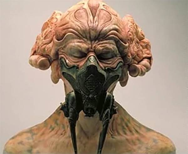 Why Does Plo Koon Wear a Mask in Star Wars?