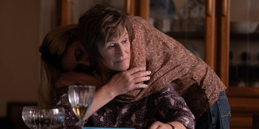 REVIEW: Glenn Close & Mila Kunis Are Excellent in Familiar Addiction ...