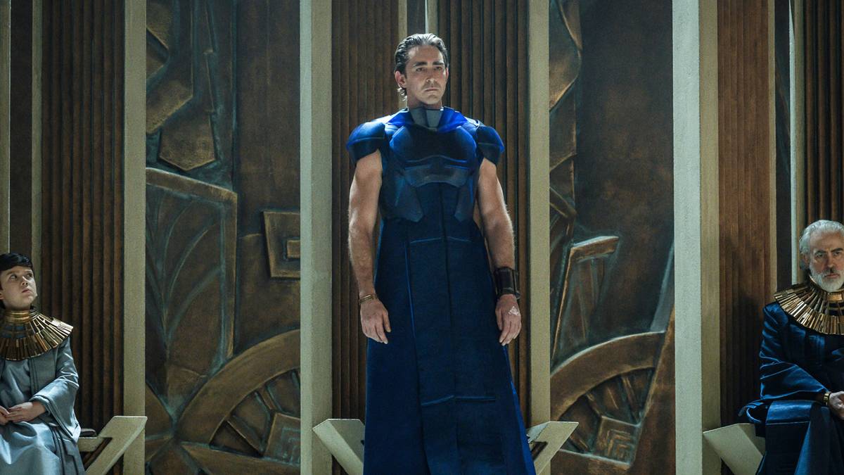 Apple's Foundation Trailer Brings Asimov's Acclaimed Novels to Life