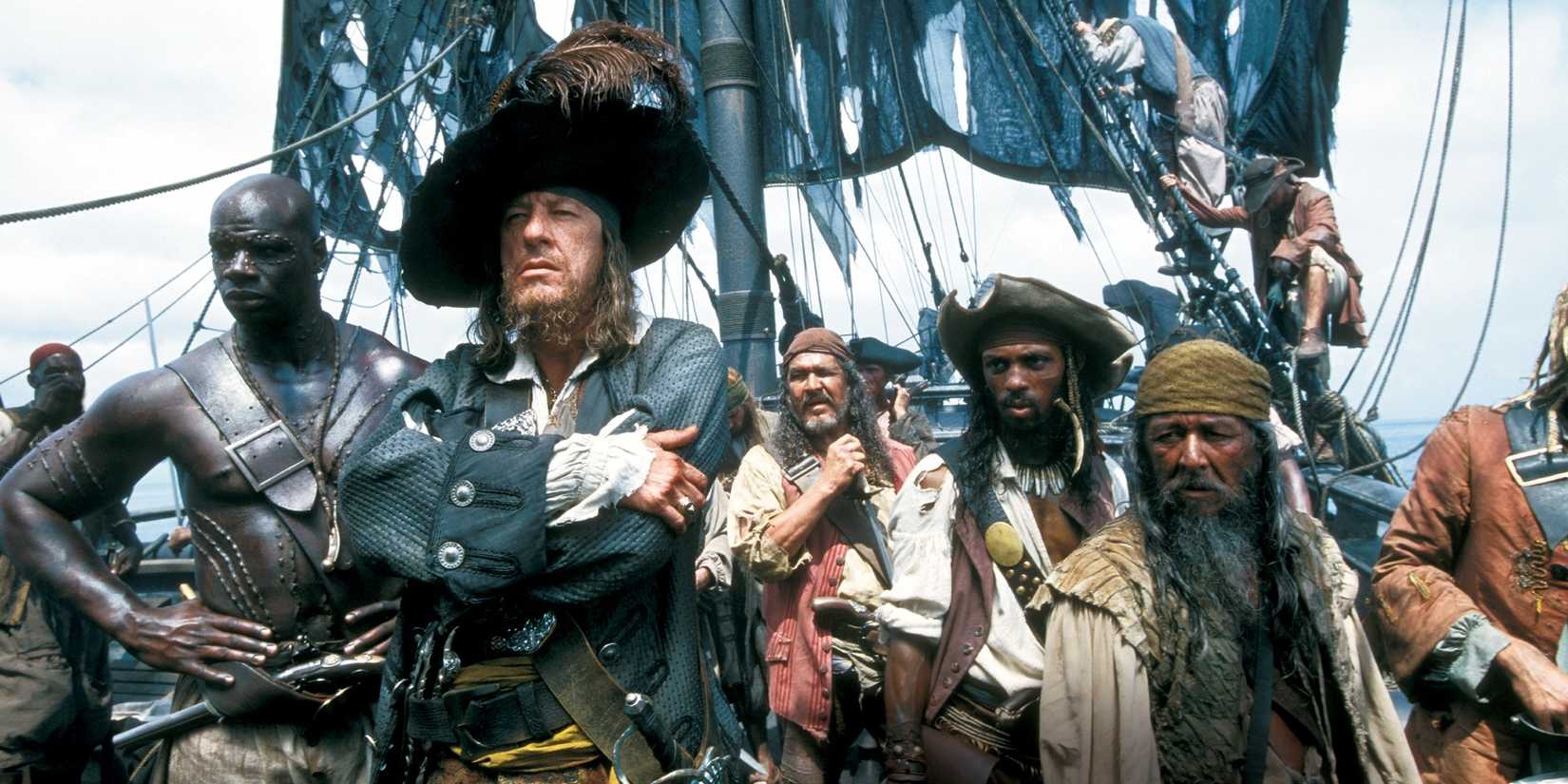 Pirates of the Caribbean's Captain Barbossa Apple Easter Egg Explained