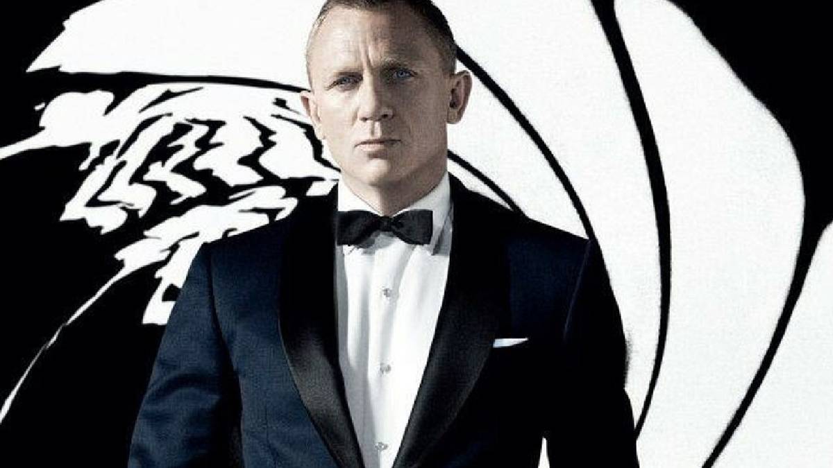The Complete Daniel Craig James Bond Movie Timeline