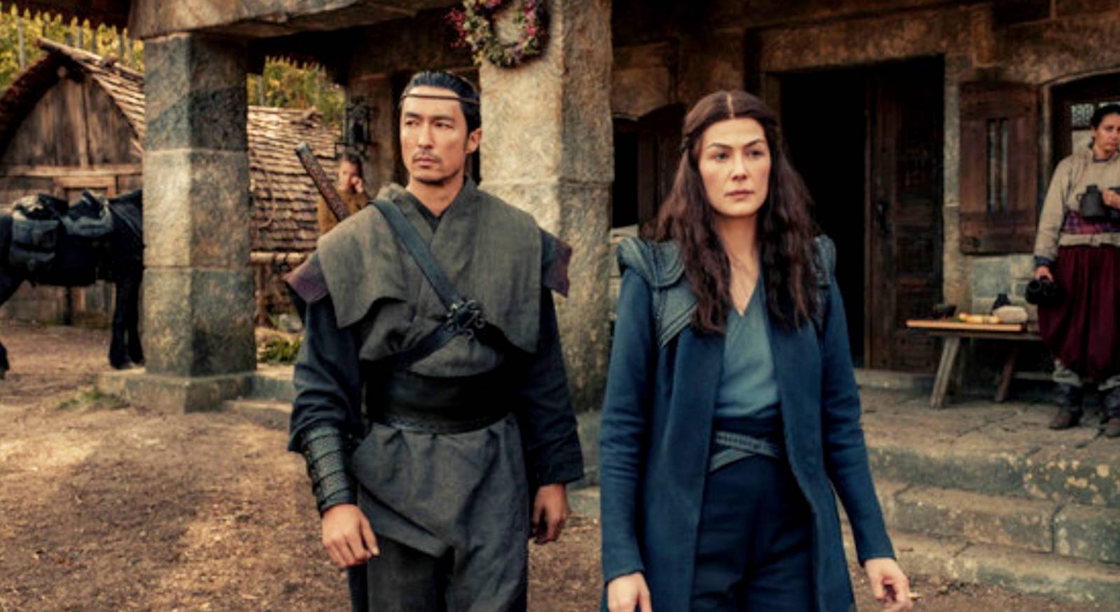 Wheel of Time's Moiraine Twist Is Intertwined With Lan's Bond