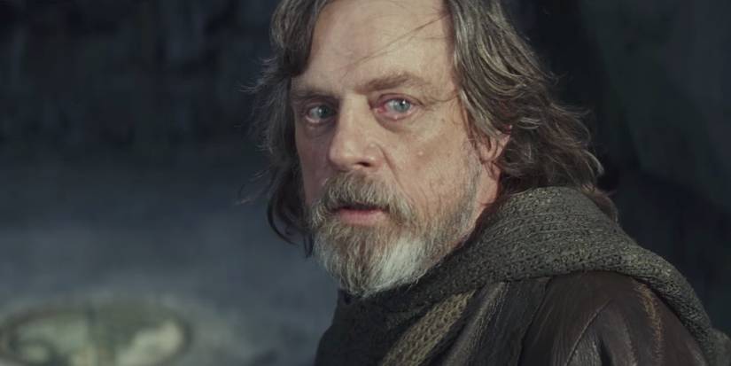 Mark Hamill Made Up His Own Reason for Luke Skywalker's Exile (& It's ...