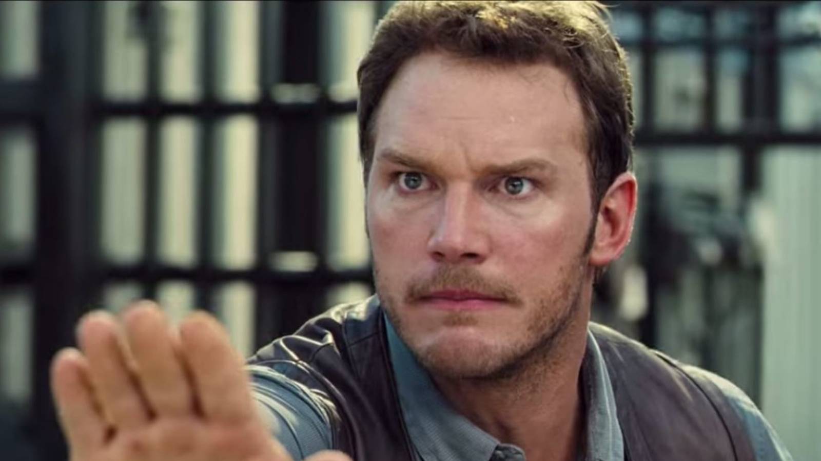 Jurassic World Revisits Chris Pratt's Most Iconic Trait, But Results in ...
