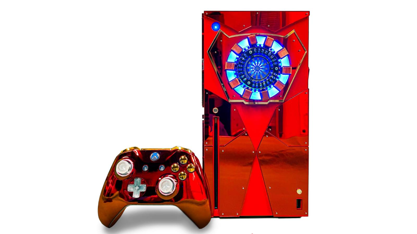 EXCLUSIVE: Marvel Fan Builds Incredibly Detailed Iron Man Armor for Xbox
